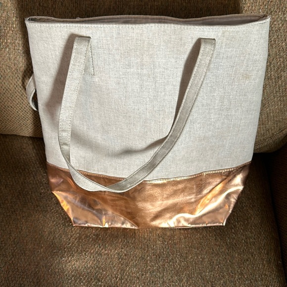Chi | Bags | Chi Bag | Poshmark